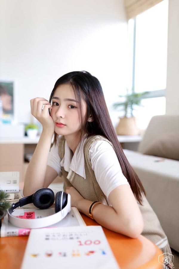แบม เบญจมาศ แจกวาร์ป นางแบบ ตัวเล็ก หน้าใส บิกินี่ หุ่นดี เซ็กซี่ 18+