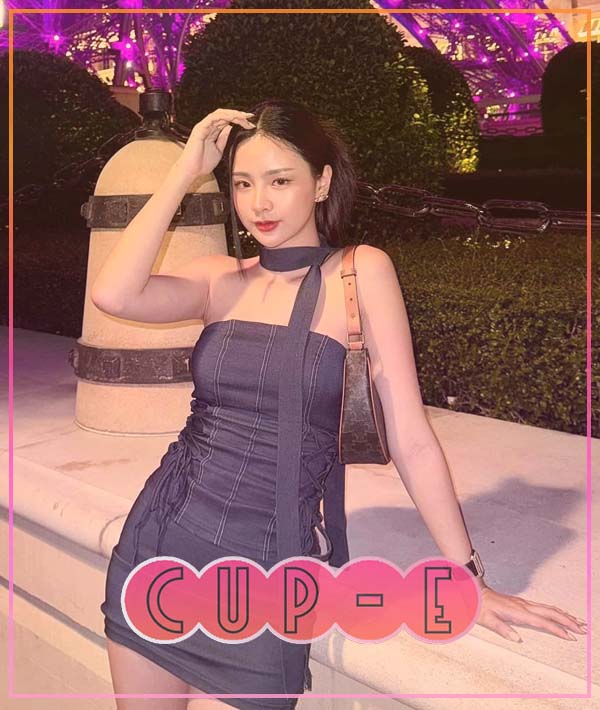 แบม เบญจมาศ แจกวาร์ป นางแบบ ตัวเล็ก หน้าใส บิกินี่ หุ่นดี เซ็กซี่ 18+