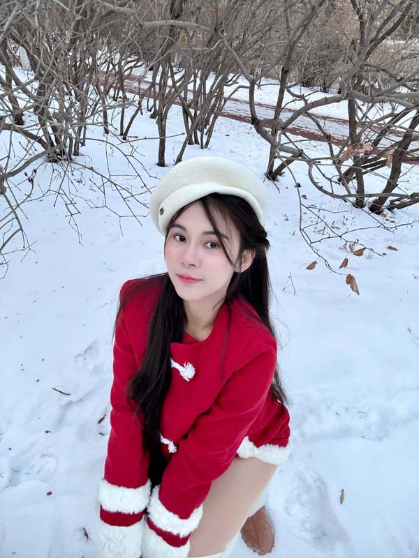 Kanom Kamonrot แจกวาร์ป ขนม กมลรส นางแบบ Cup E ขวัญใจ อกโต