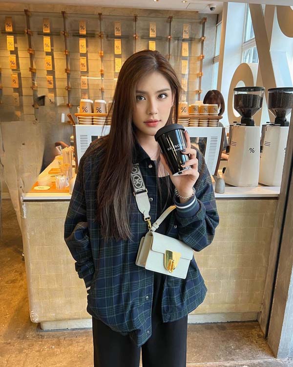 Tan Thanatcha แจกวาร์ป แทน ธนัชชา นางแบบ หุ่นเอ็กซ์ น่ารัก ยั่ว 18+